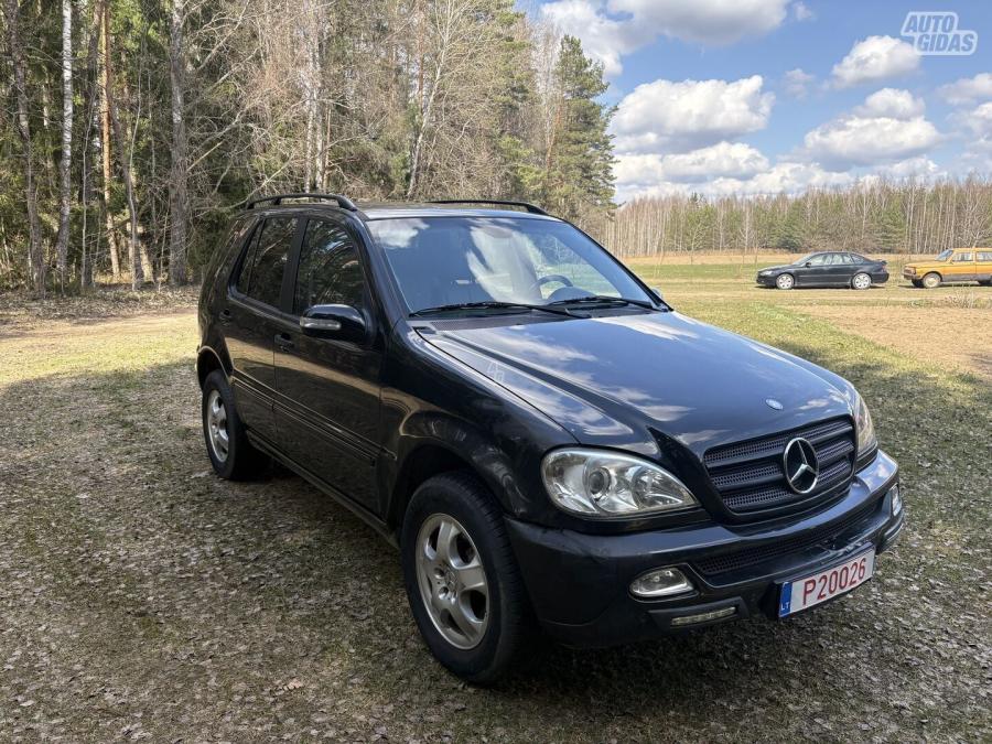Mercedes-Benz ML 270 2004 in Varena, with an engine capacity of 2.70 L and mileage of 244 thousand km for 3100 €, photo 4 on AUTOMOTO.COM.LV