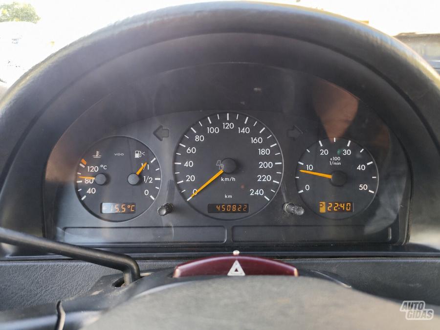 Мерседес МЛ 270 2004 в Вильнюс, объемом двигателя 2.70 л и пробегом 450 тыс. км за 2300 €, фото 17 на AUTOMOTO.COM.LV