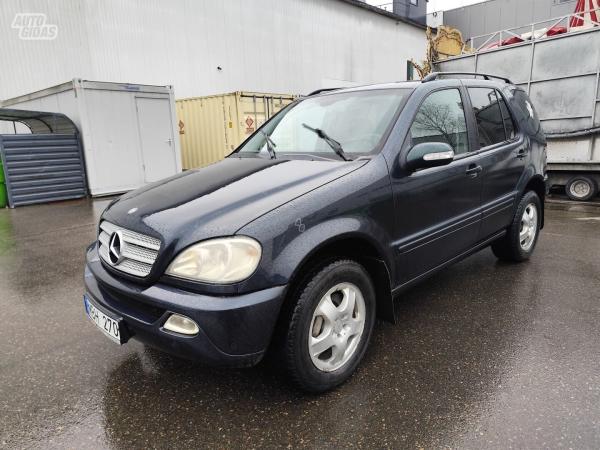 Mercedes-Benz ML 270 2005 in Vilnius, with an engine capacity of 2.70 L and mileage of 388 thousand km for 2550 €, photo 1 on AUTOMOTO.COM.LV