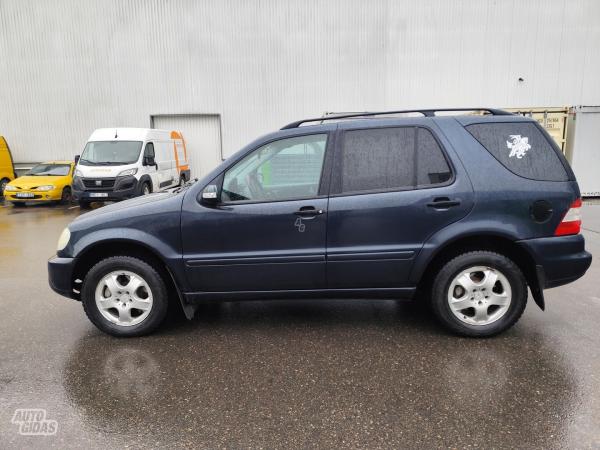 Mercedes-Benz ML 270 2005 in Vilnius, with an engine capacity of 2.70 L and mileage of 388 thousand km for 2550 €, photo 2 on AUTOMOTO.COM.LV