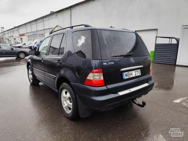 Mercedes-Benz ML 270 2005 in Vilnius, with an engine capacity of 2.70 L and mileage of 388 thousand km for 2550 €, photo 3 on AUTOMOTO.COM.LV