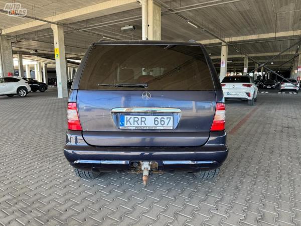 Mercedes-Benz ML 270 2005 in Vilnius, with an engine capacity of 2.70 L and mileage of 271 thousand km for 2700 €, photo 4 on AUTOMOTO.COM.LV