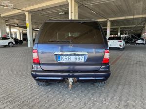 Mercedes-Benz ML 270 2005 in Vilnius, with an engine capacity of 2.70 L and mileage of 271 thousand km for 2700 €, photo 5 on AUTOMOTO.COM.LV