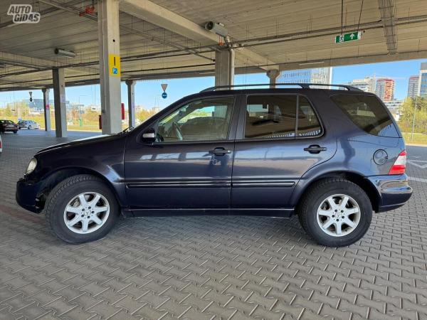 Mercedes-Benz ML 270 2005 in Vilnius, with an engine capacity of 2.70 L and mileage of 271 thousand km for 2700 €, photo 5 on AUTOMOTO.COM.LV
