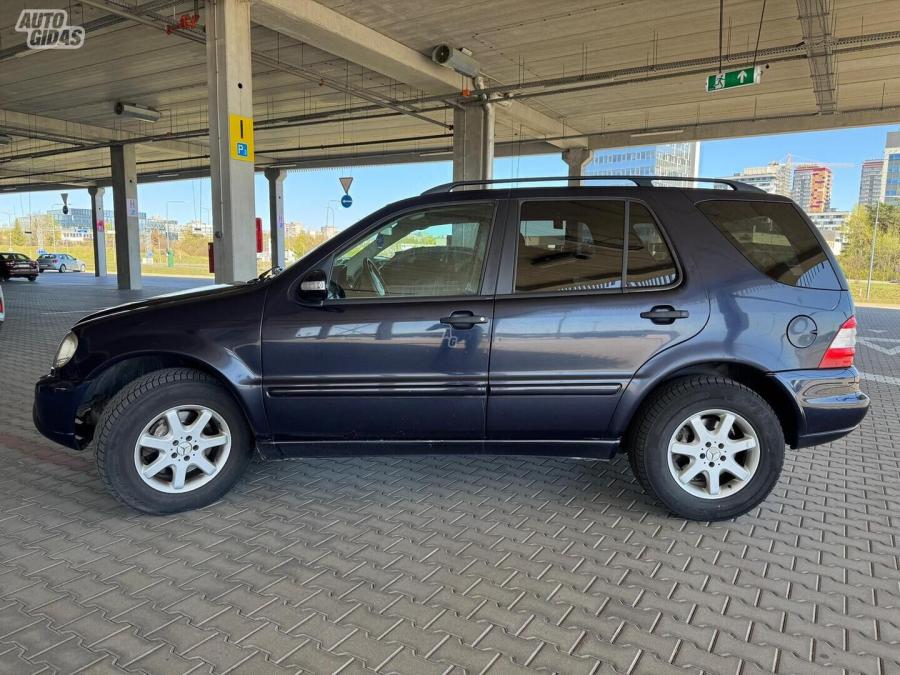 Mercedes-Benz ML 270 2005 in Vilnius, with an engine capacity of 2.70 L and mileage of 271 thousand km for 2700 €, photo 6 on AUTOMOTO.COM.LV