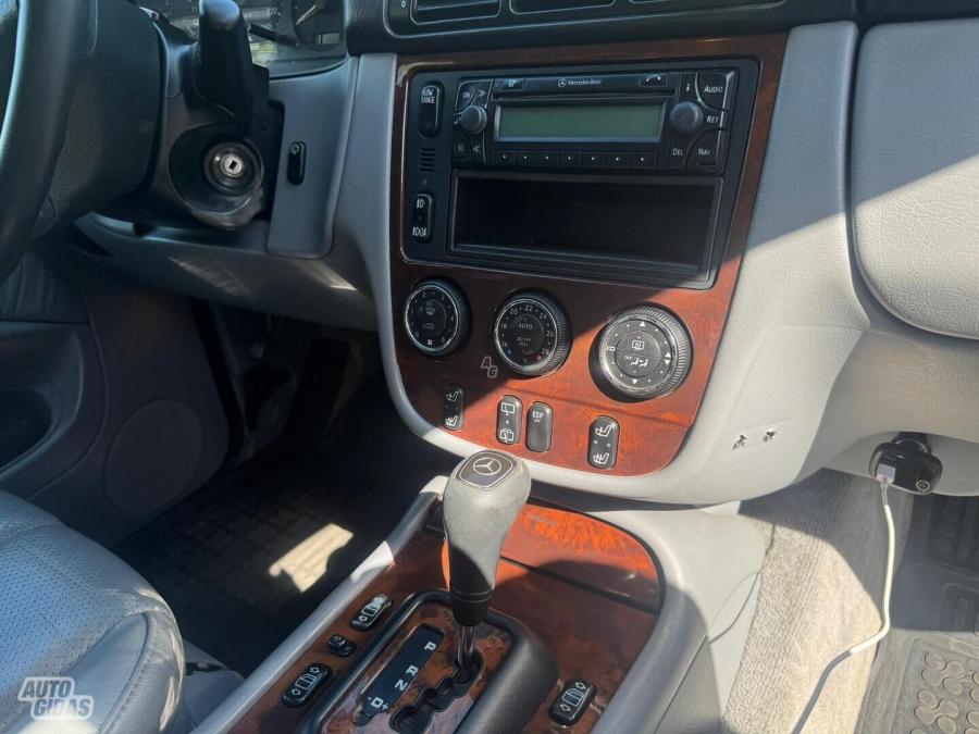 Mercedes-Benz ML 270 2005 in Vilnius, with an engine capacity of 2.70 L and mileage of 271 thousand km for 2700 €, photo 13 on AUTOMOTO.COM.LV