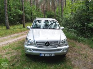 Mercedes-Benz ML 270 2005 in Alytus, with an engine capacity of 2.70 L and mileage of 276 thousand km for 3200 €, photo 3 on AUTOMOTO.COM.LV