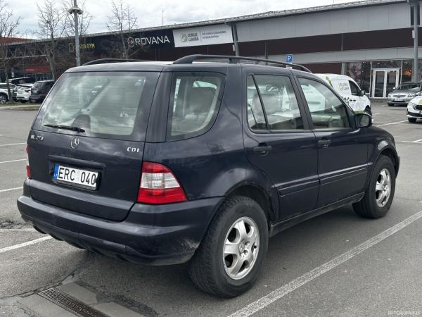 Mercedes-Benz ML 270 2023 in Vilnius, with an engine capacity of 2.69 L and mileage of 342 thousand km for 1850 €, photo 3 on AUTOMOTO.COM.LV