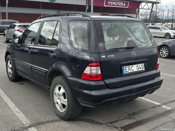 Mercedes-Benz ML 270 2023 in Vilnius, with an engine capacity of 2.69 L and mileage of 342 thousand km for 1850 €, photo 4 on AUTOMOTO.COM.LV