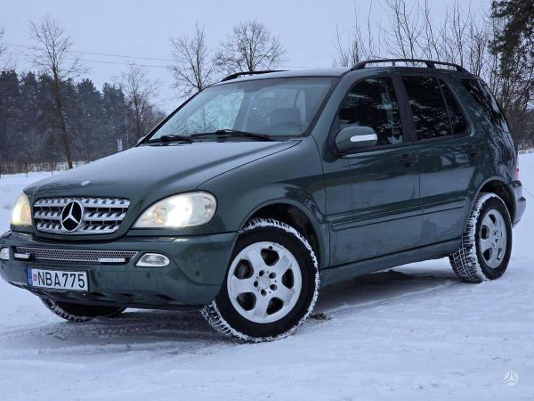 Green Mercedes-Benz ML 270 2003 in Utena, with an engine capacity of 2.70 L and mileage of 308 thousand km for 3999 €, photo 2 on AUTOMOTO.COM.LV