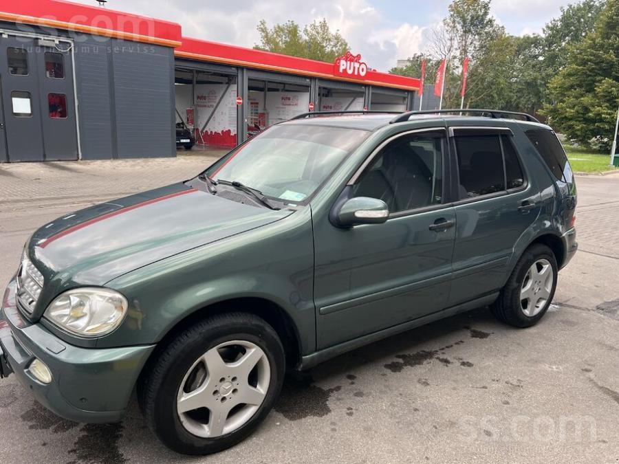 Green Mercedes-Benz ML 270 2003 in Riga, with an engine capacity of 2.70 L and mileage of 316 thousand km for 5250 €, photo 1 on AUTOMOTO.COM.LV