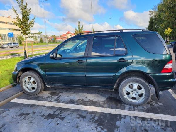 Zaļš Mercedes-Benz ML 270 2003 Jelgava, ar dzinēja tilpumu 2.70 L un nobraukumu 310 tūkst. km par 3200 €, foto 3 vietnē AUTOMOTO.COM.LV