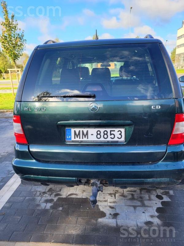 Zaļš Mercedes-Benz ML 270 2003 Jelgava, ar dzinēja tilpumu 2.70 L un nobraukumu 310 tūkst. km par 3200 €, foto 4 vietnē AUTOMOTO.COM.LV