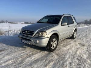 Grey Mercedes-Benz ML 270 2001 in Panevezys, with an engine capacity of 2.69 L and mileage of 253 thousand km for 2550 €, photo  on AUTOMOTO.COM.LV