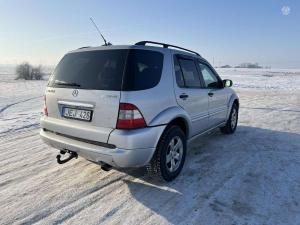 Grey Mercedes-Benz ML 270 2001 in Panevezys, with an engine capacity of 2.69 L and mileage of 253 thousand km for 2550 €, photo 4 on AUTOMOTO.COM.LV