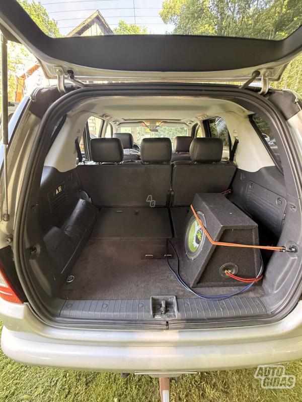 Pelēks Mercedes-Benz ML 270 2001 Gargždai, ar dzinēja tilpumu 2.70 L un nobraukumu 326 tūkst. km par 3800 €, foto 8 vietnē AUTOMOTO.COM.LV