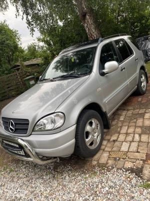 Pelēks Mercedes-Benz ML 270 2001 Tauragė, ar dzinēja tilpumu 2.70 L un nobraukumu 302 tūkst. km par 2300 €, foto  vietnē AUTOMOTO.COM.LV