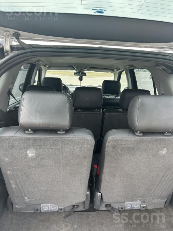 Grey Mercedes-Benz ML 270 2001 in Rezekne, with an engine capacity of 2.70 L and mileage of 237 thousand km for 3600 €, photo 9 on AUTOMOTO.COM.LV