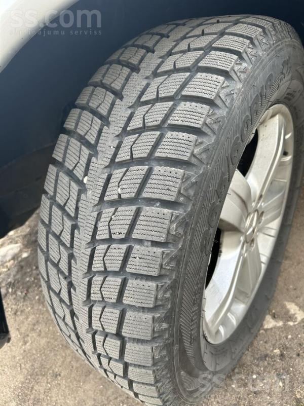Grey Mercedes-Benz ML 270 2001 in Rezekne, with an engine capacity of 2.70 L and mileage of 237 thousand km for 3600 €, photo 10 on AUTOMOTO.COM.LV