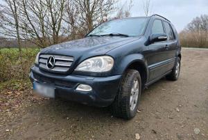 Pelēks Mercedes-Benz ML 270 2002 Marijampole, ar dzinēja tilpumu 2.70 L un nobraukumu 330 tūkst. km par 2150 €, foto  vietnē AUTOMOTO.COM.LV