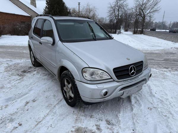 Pelēks Mercedes-Benz ML 270 2002 Marijampole, ar dzinēja tilpumu 0.00 L un nobraukumu 268 tūkst. km par 2400 €, foto 4 vietnē AUTOMOTO.COM.LV