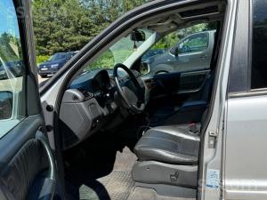 Pelēks Mercedes-Benz ML 270 2002 Rīga, ar dzinēja tilpumu 2.70 L un nobraukumu 249 tūkst. km par 3700 €, foto 12 vietnē AUTOMOTO.COM.LV