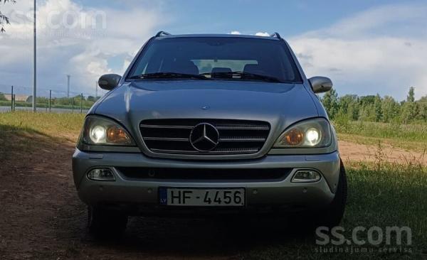 Pelēks Mercedes-Benz ML 270 2002 Rīga, ar dzinēja tilpumu 2.70 L un nobraukumu 250 tūkst. km par 2900 €, foto 1 vietnē AUTOMOTO.COM.LV