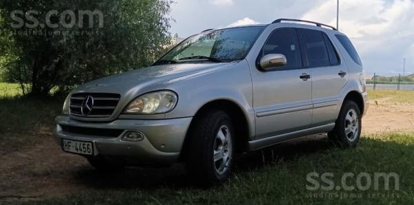 Pelēks Mercedes-Benz ML 270 2002 Rīga, ar dzinēja tilpumu 2.70 L un nobraukumu 250 tūkst. km par 2900 €, foto 2 vietnē AUTOMOTO.COM.LV