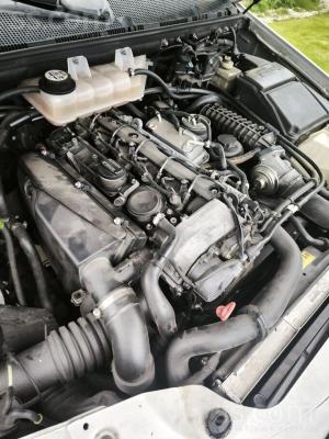 Grey Mercedes-Benz ML 270 2002 in Riga, with an engine capacity of 2.70 L and mileage of 327 thousand km for 2500 €, photo 6 on AUTOMOTO.COM.LV