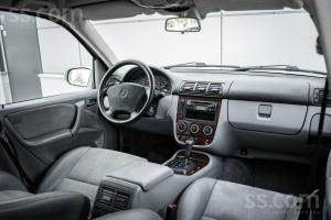 Grey Mercedes-Benz ML 270 2002 in Riga, with an engine capacity of 2.70 L and mileage of 285 thousand km for 2500 €, photo 21 on AUTOMOTO.COM.LV