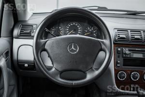 Grey Mercedes-Benz ML 270 2002 in Riga, with an engine capacity of 2.70 L and mileage of 285 thousand km for 2500 €, photo 26 on AUTOMOTO.COM.LV