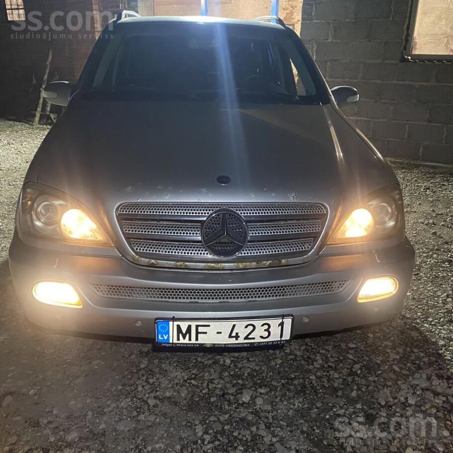 Серый Мерседес МЛ 270 2003 в Даугавпилс, объемом двигателя 2.70 л и пробегом 291 тыс. км за 1400 €, фото 4 на AUTOMOTO.COM.LV