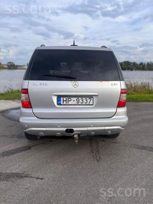 Grey Mercedes-Benz ML 270 2004 in Rezekne, with an engine capacity of 2.70 L and mileage of 280 thousand km for 1900 €, photo 2 on AUTOMOTO.COM.LV