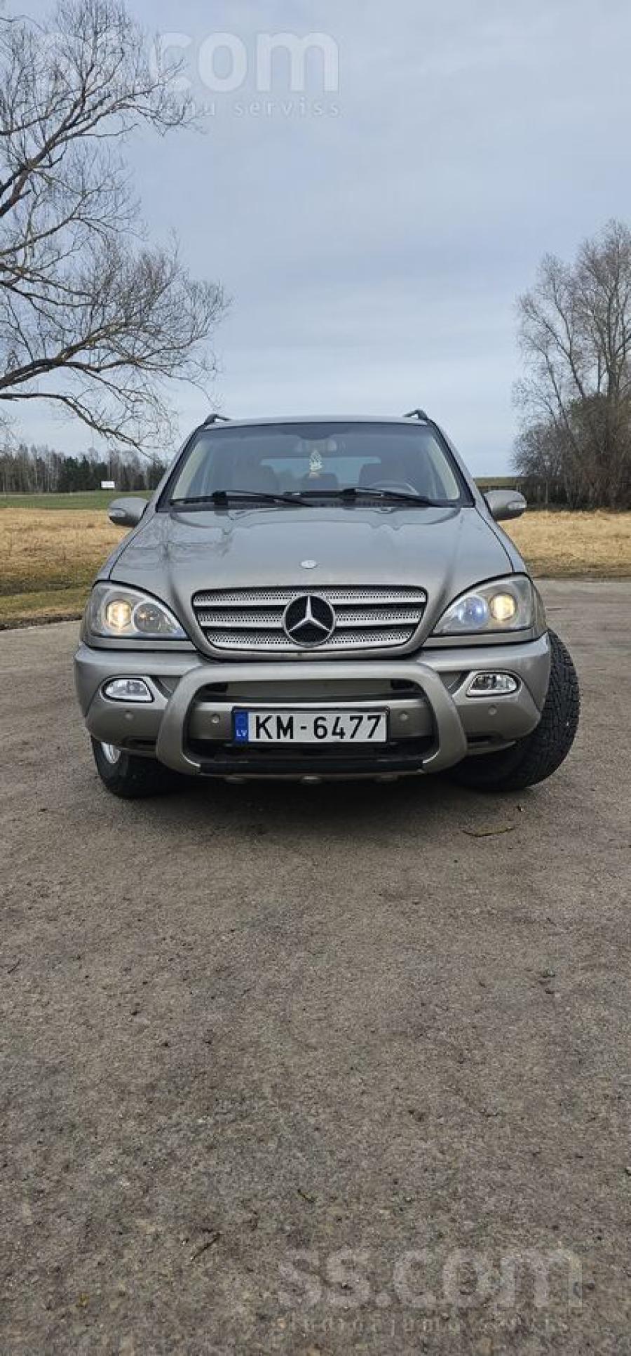 Pelēks Mercedes-Benz ML 270 2004 Rīga, ar dzinēja tilpumu 2.70 L un nobraukumu 309 tūkst. km par 35000 €, foto 7 vietnē AUTOMOTO.COM.LV