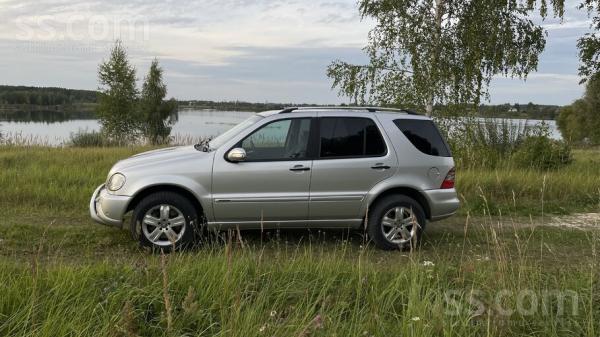 Pelēks Mercedes-Benz ML 270 2004 Jēkabpils, ar dzinēja tilpumu 2.70 L un nobraukumu 311 tūkst. km par 3700 €, foto 3 vietnē AUTOMOTO.COM.LV