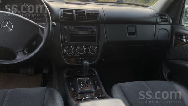 Pelēks Mercedes-Benz ML 270 2004 Jēkabpils, ar dzinēja tilpumu 2.70 L un nobraukumu 311 tūkst. km par 3700 €, foto 4 vietnē AUTOMOTO.COM.LV