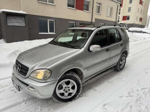 Grey Mercedes-Benz ML 270 2005 in Vilnius, with an engine capacity of 2.70 L and mileage of 260 thousand km for 2950 €, photo 2 on AUTOMOTO.COM.LV