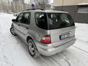 Grey Mercedes-Benz ML 270 2005 in Vilnius, with an engine capacity of 2.70 L and mileage of 260 thousand km for 2950 €, photo 12 on AUTOMOTO.COM.LV