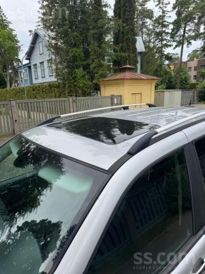 Grey Mercedes-Benz ML 270 2005 in Riga, with an engine capacity of 2.70 L and mileage of 330 thousand km for 3950 €, photo 5 on AUTOMOTO.COM.LV