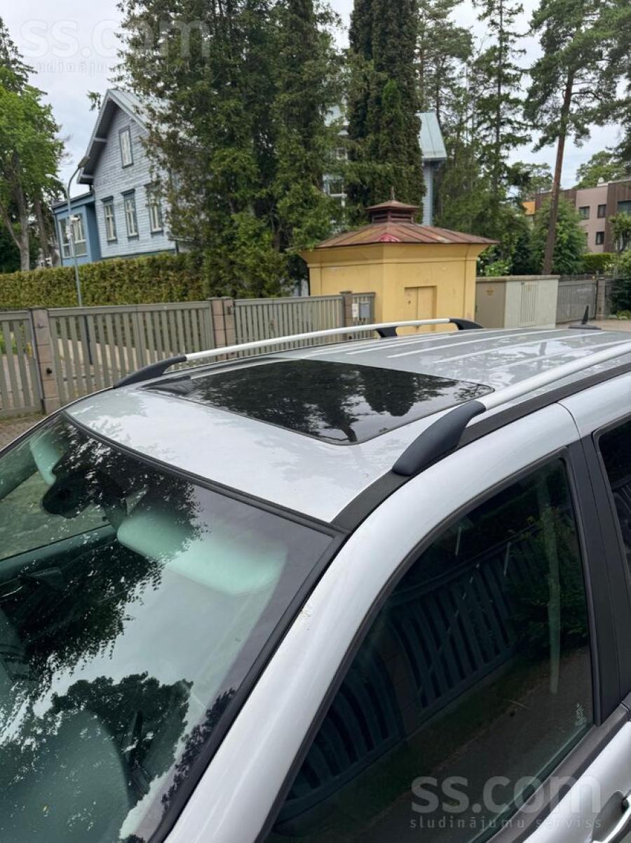 Grey Mercedes-Benz ML 270 2005 in Riga, with an engine capacity of 2.70 L and mileage of 330 thousand km for 3950 €, photo 5 on AUTOMOTO.COM.LV