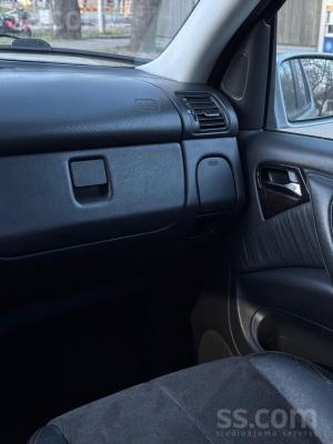 Grey Mercedes-Benz ML 270 2005 in Riga, with an engine capacity of 2.70 L and mileage of 330 thousand km for 3950 €, photo 15 on AUTOMOTO.COM.LV