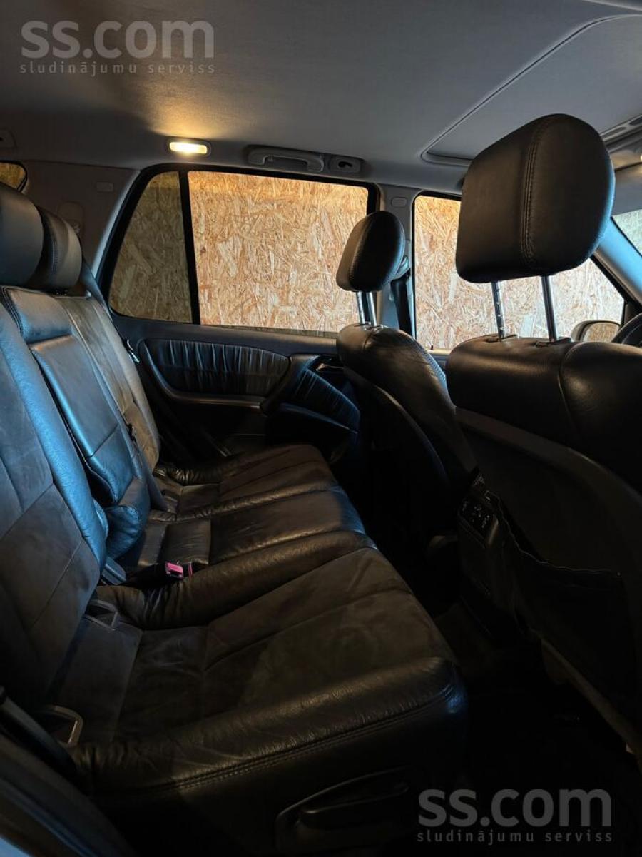 Grey Mercedes-Benz ML 270 2005 in Riga, with an engine capacity of 2.70 L and mileage of 330 thousand km for 3950 €, photo 18 on AUTOMOTO.COM.LV