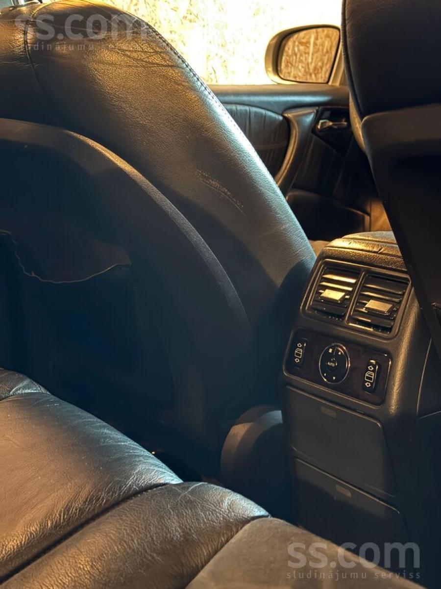 Grey Mercedes-Benz ML 270 2005 in Riga, with an engine capacity of 2.70 L and mileage of 330 thousand km for 3950 €, photo 20 on AUTOMOTO.COM.LV
