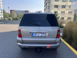 Pelēks Mercedes-Benz ML 270 2005 Viļņa, ar dzinēja tilpumu 2.70 L un nobraukumu 318 tūkst. km par 2250 €, foto 12 vietnē AUTOMOTO.COM.LV