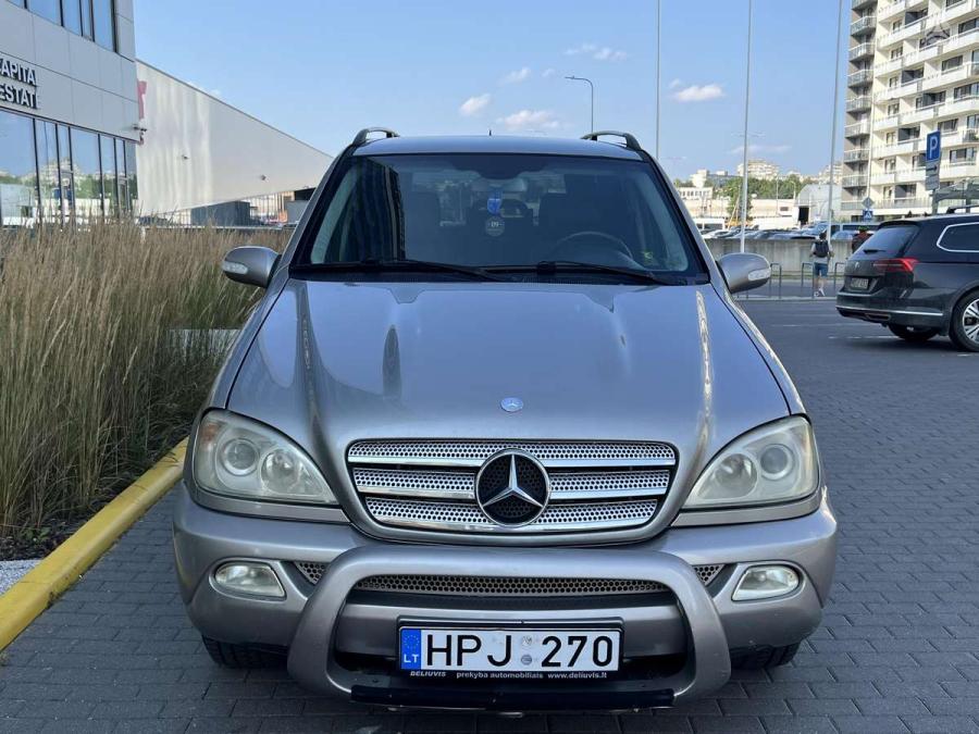 Pelēks Mercedes-Benz ML 270 2005 Viļņa, ar dzinēja tilpumu 2.70 L un nobraukumu 318 tūkst. km par 2250 €, foto 13 vietnē AUTOMOTO.COM.LV
