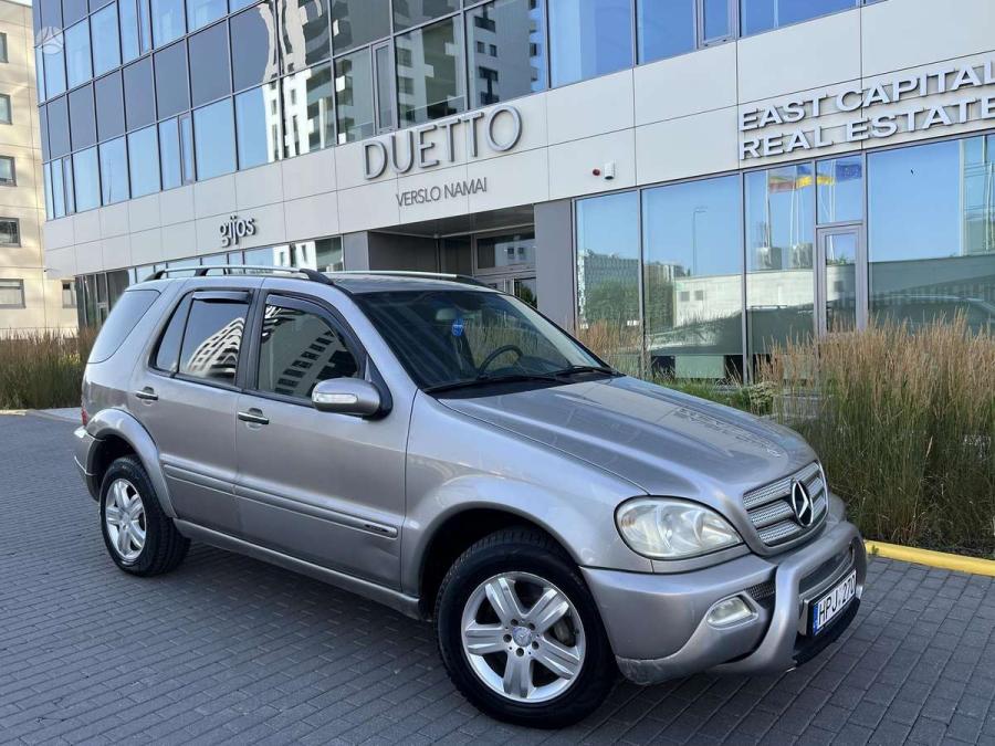 Pelēks Mercedes-Benz ML 270 2005 Viļņa, ar dzinēja tilpumu 2.70 L un nobraukumu 318 tūkst. km par 2250 €, foto 17 vietnē AUTOMOTO.COM.LV