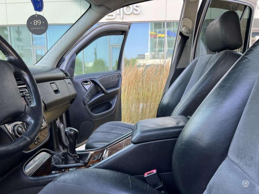 Pelēks Mercedes-Benz ML 270 2005 Viļņa, ar dzinēja tilpumu 2.70 L un nobraukumu 318 tūkst. km par 2250 €, foto 21 vietnē AUTOMOTO.COM.LV