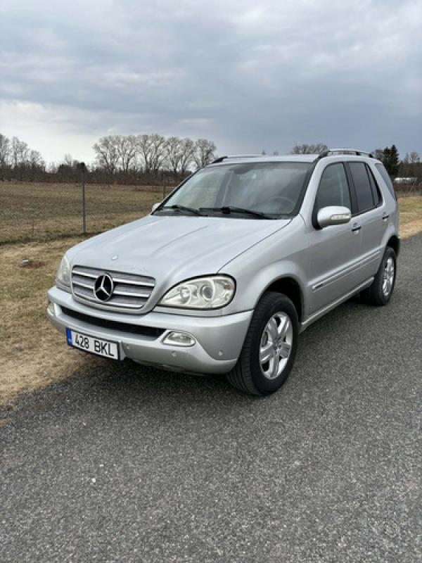 Grey Mercedes-Benz ML 270 2005 in Rapina, with an engine capacity of 2.70 L and mileage of 348 thousand km for 3600 €, photo 1 on AUTOMOTO.COM.LV