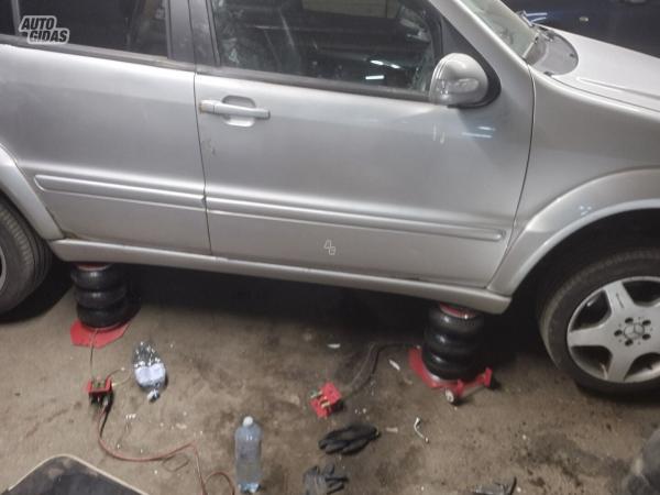 Mercedes-Benz ML 270 2002 Viļņa, ar dzinēja tilpumu 2.70 L un nobraukumu 340 tūkst. km par 1900 €, foto 2 vietnē AUTOMOTO.COM.LV