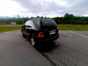 Mercedes-Benz ML 270 2005 Kohtla-Jerve, ar dzinēja tilpumu 2.70 L un nobraukumu 240 tūkst. km par 2800 €, foto 16 vietnē AUTOMOTO.COM.LV